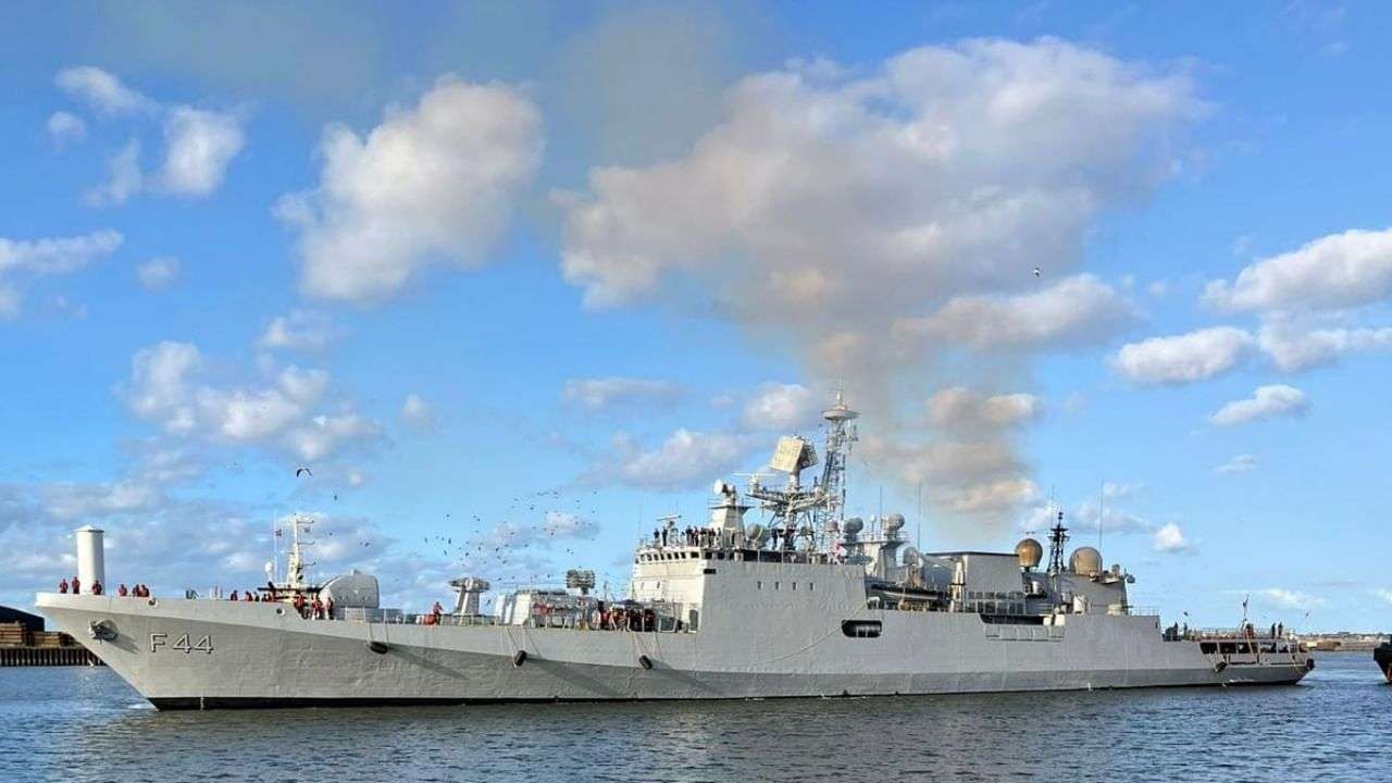 Indian Navy's INS Tabar arrives in Denmark, know how powerful this ship ...